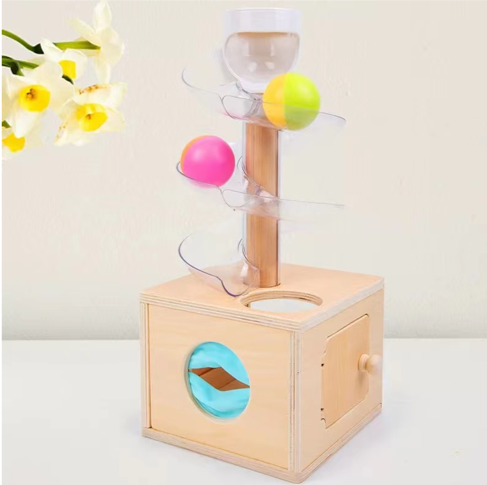 Rampe pour balles en bois – Educ Oi